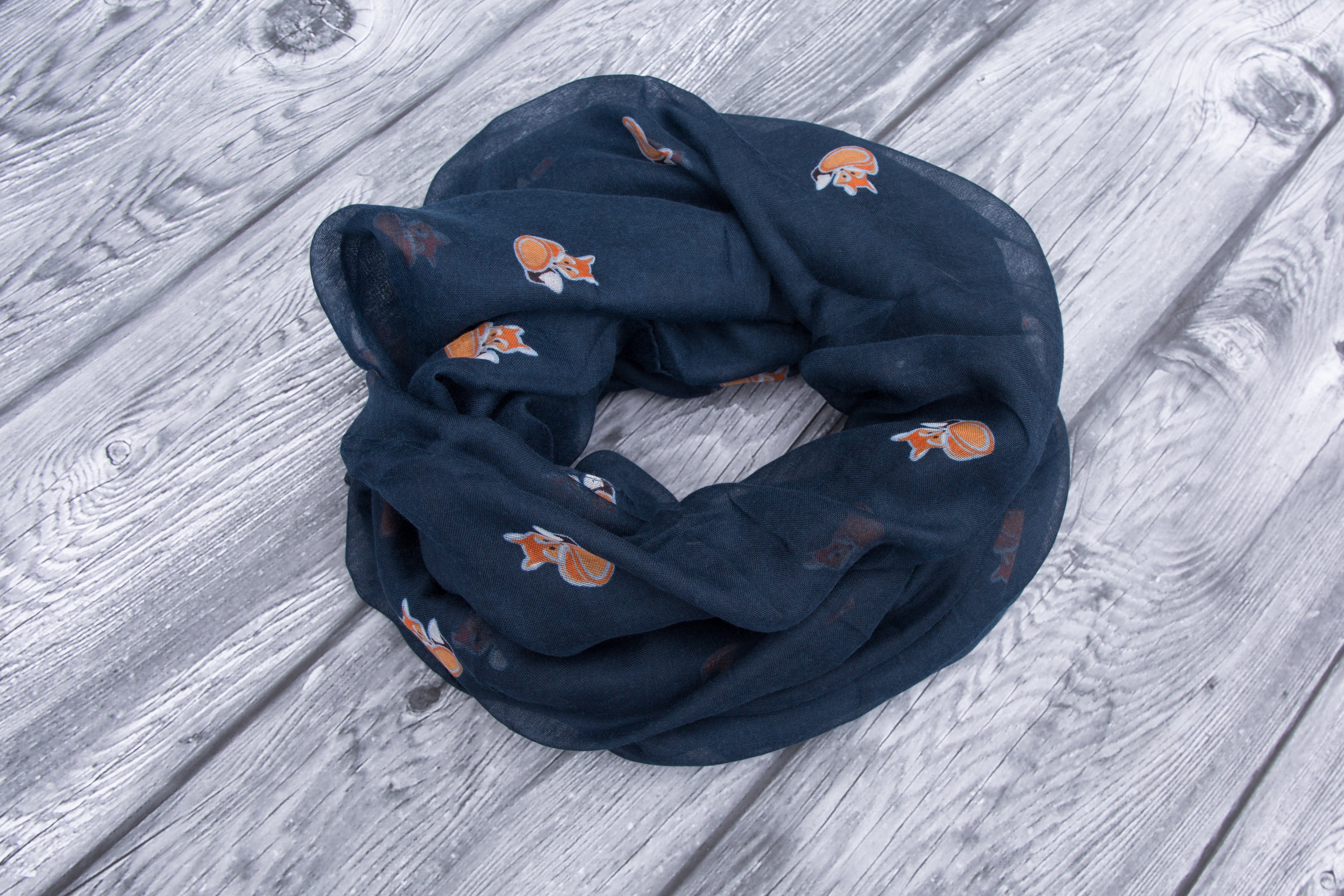 Scarves – Robbie Craig's Northern Projects